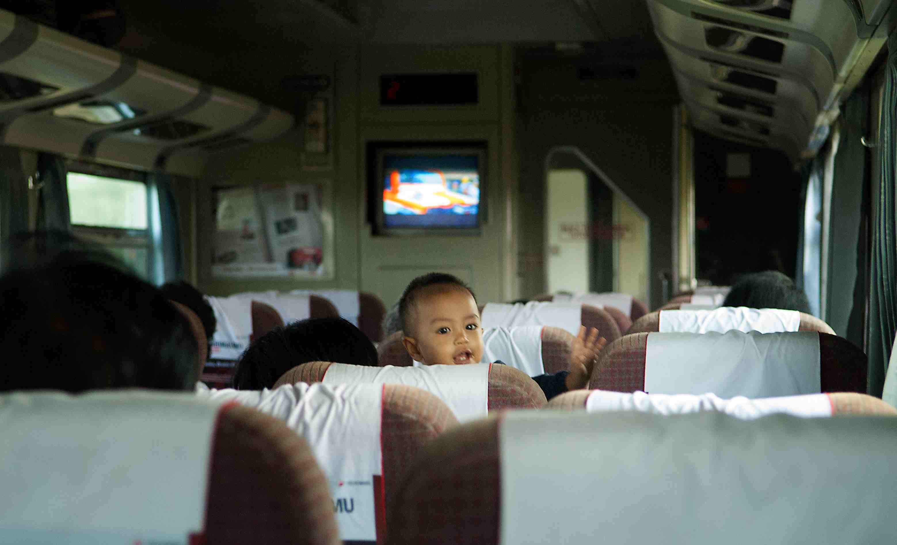 Med tog gennem Java - fra Jakarta til Yogyakarta - Mit Indonesien